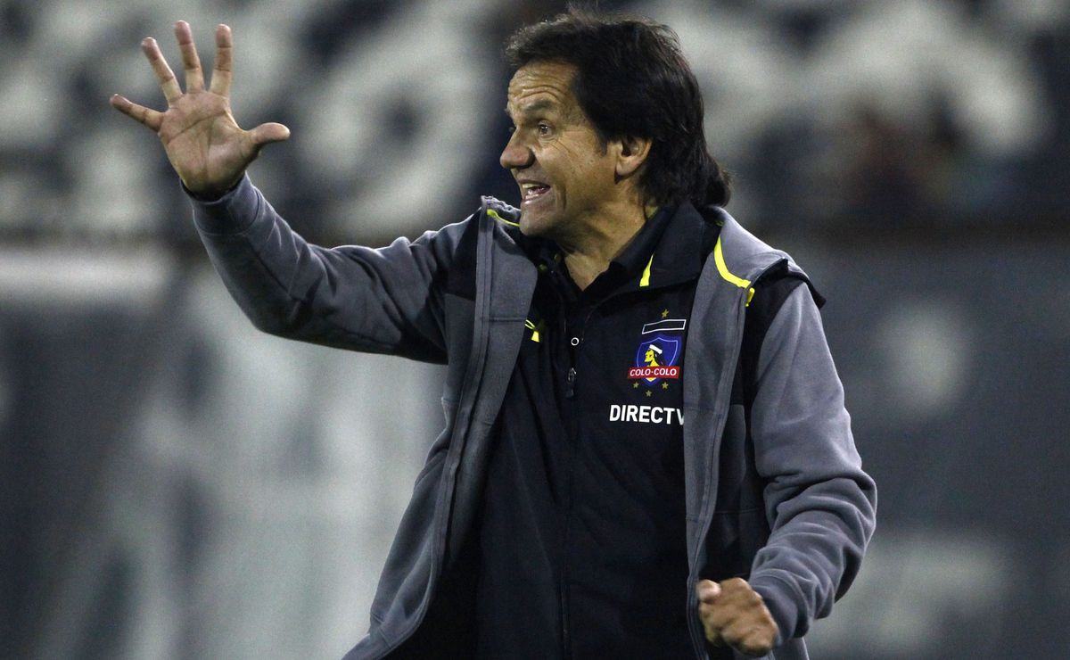 Hugo González da ocho nombres del futuro en Colo Colo: "Hay varios que ...