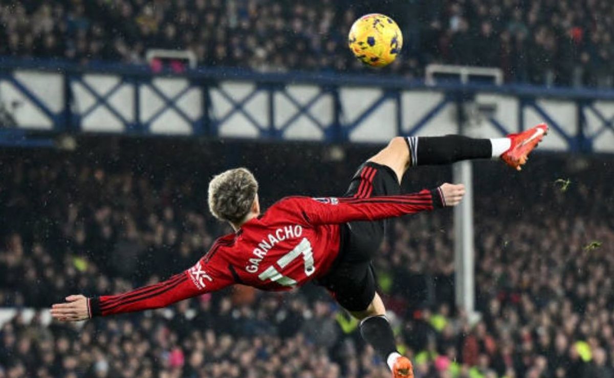 Video El Golazo De Chilena De Alejandro Garnacho Para El Manchester