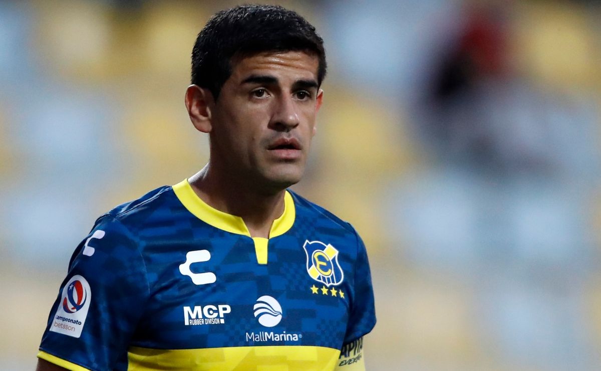 Julio Barroso se retira del fútbol: El Almirante jugará su último ...