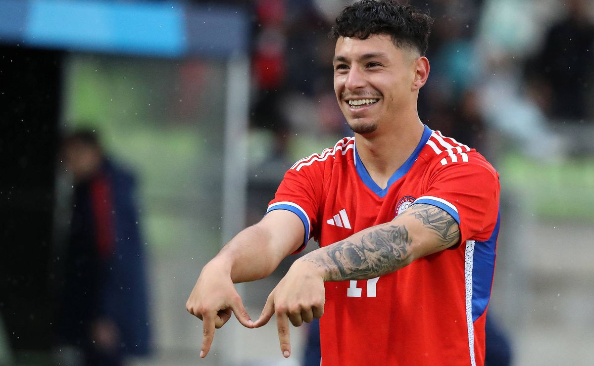 César Pérez con ofertas de Universidad de Chile y la UC: ¿Quién ganará?