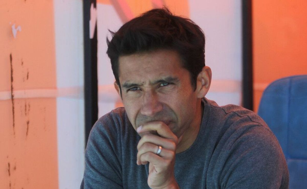 Nicolás Núñez en estado de alerta con la UC tras bochornosa caída en ...