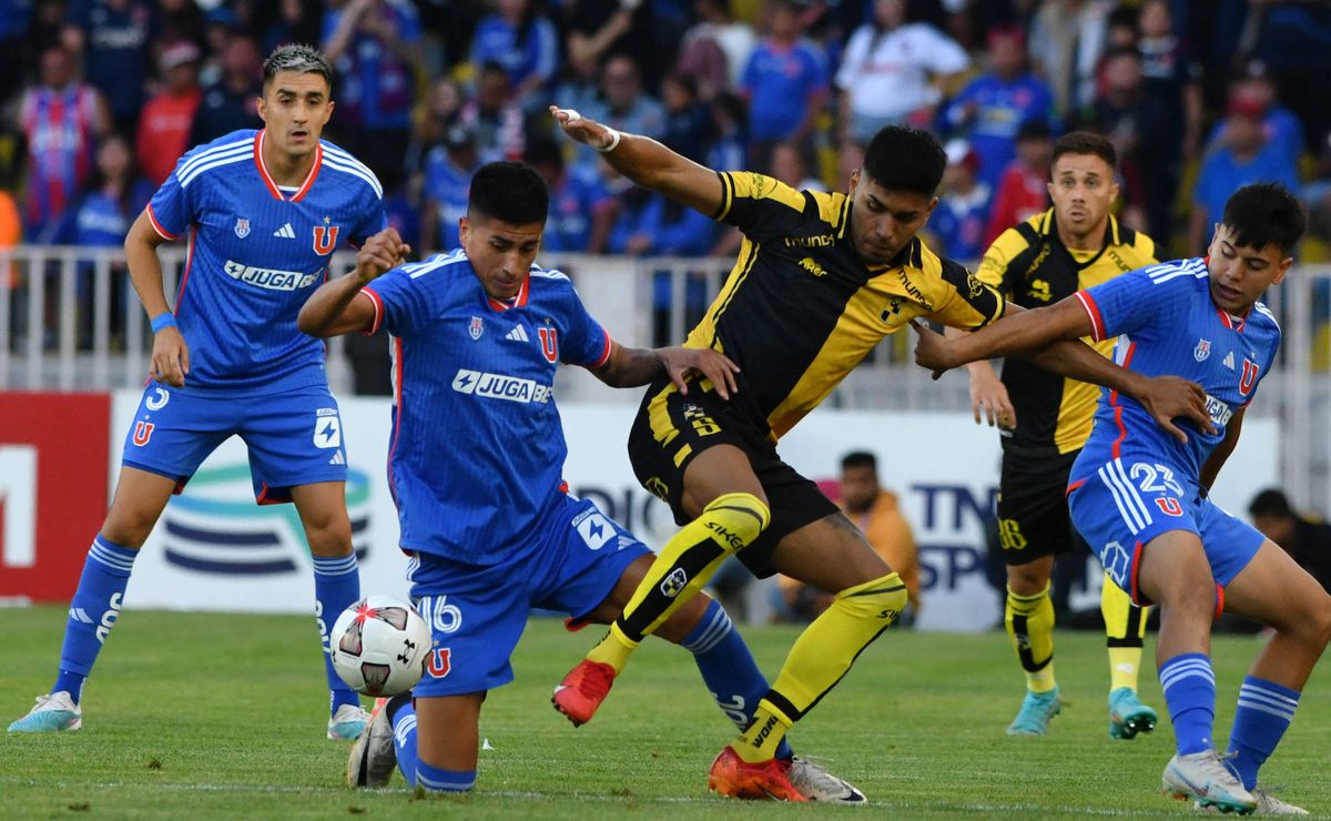 Héctor Pinto pide calma tras derrota de la U: “Fue un baño de humildad”
