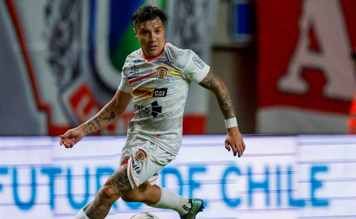 Christian Bravo estalla contra el arbitraje tras la derrota de Cobreloa ...