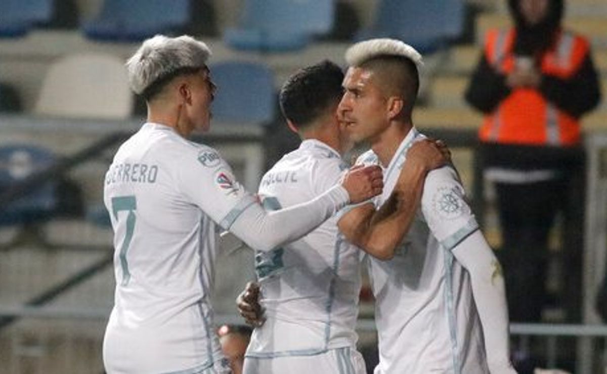 "Es canchero": Histórico DT del fútbol chileno sorprende con figura de la U