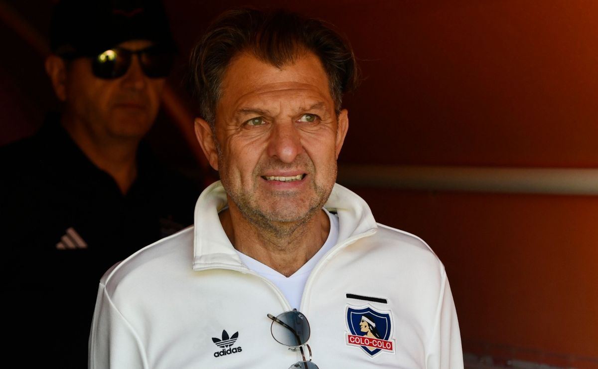 Aníbal Mosa promete que este jugador seguirá en Colo Colo