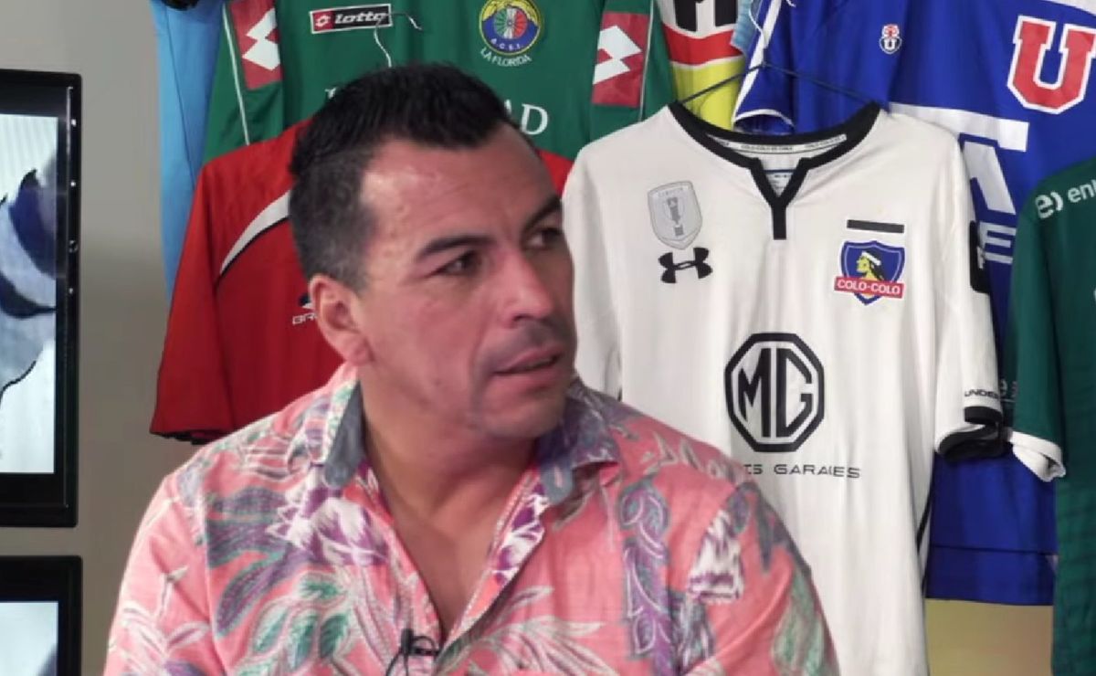 Esteban Paredes sorprende al elegir un futbolista de Colo Colo y uno de ...