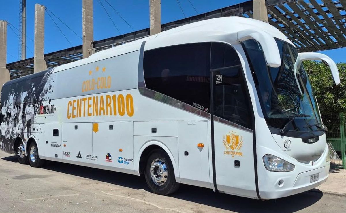 FOTO: Vandalizan bus de la "Gira Centenario" de Colo Colo - Bolavip Chile