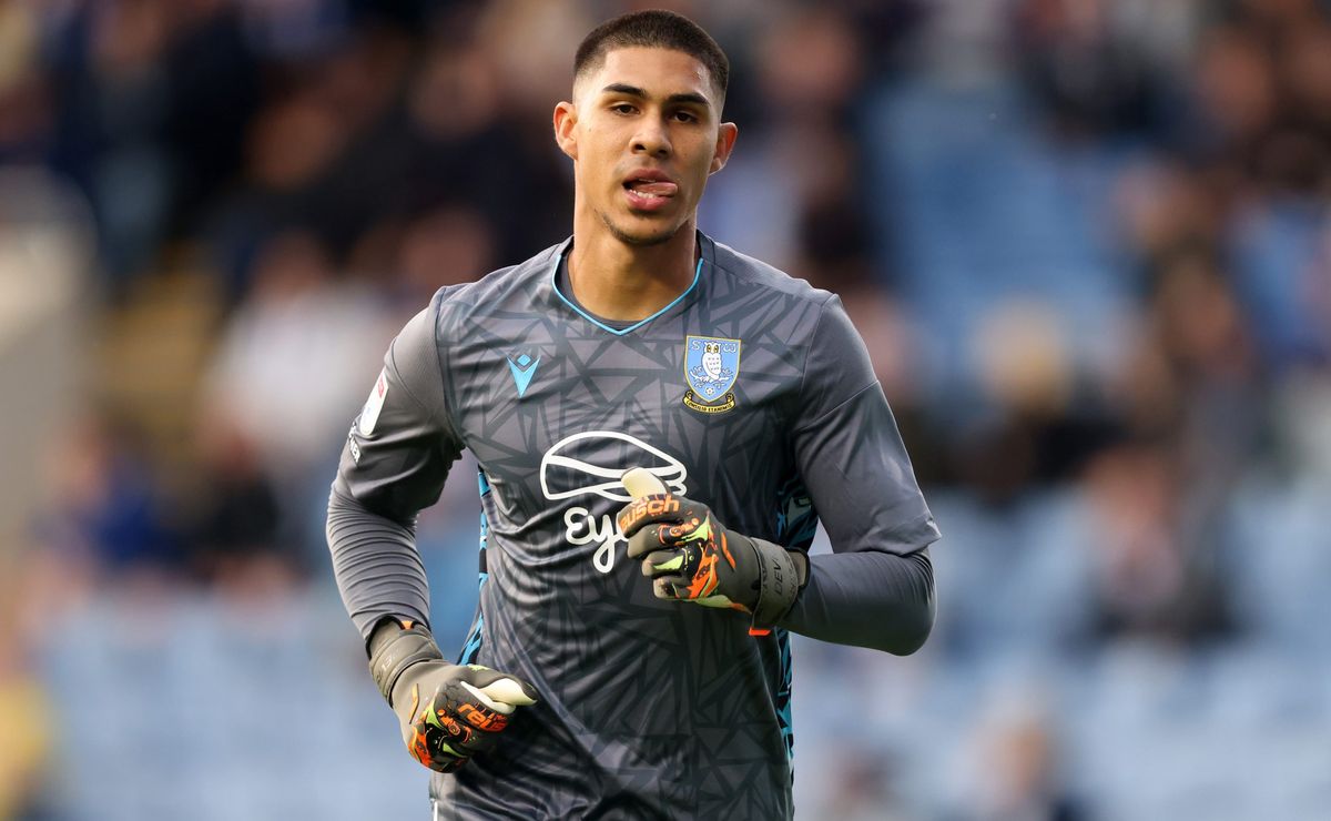 El show de atajadas que dio Devis Vásquez antes de concentrar con la ...