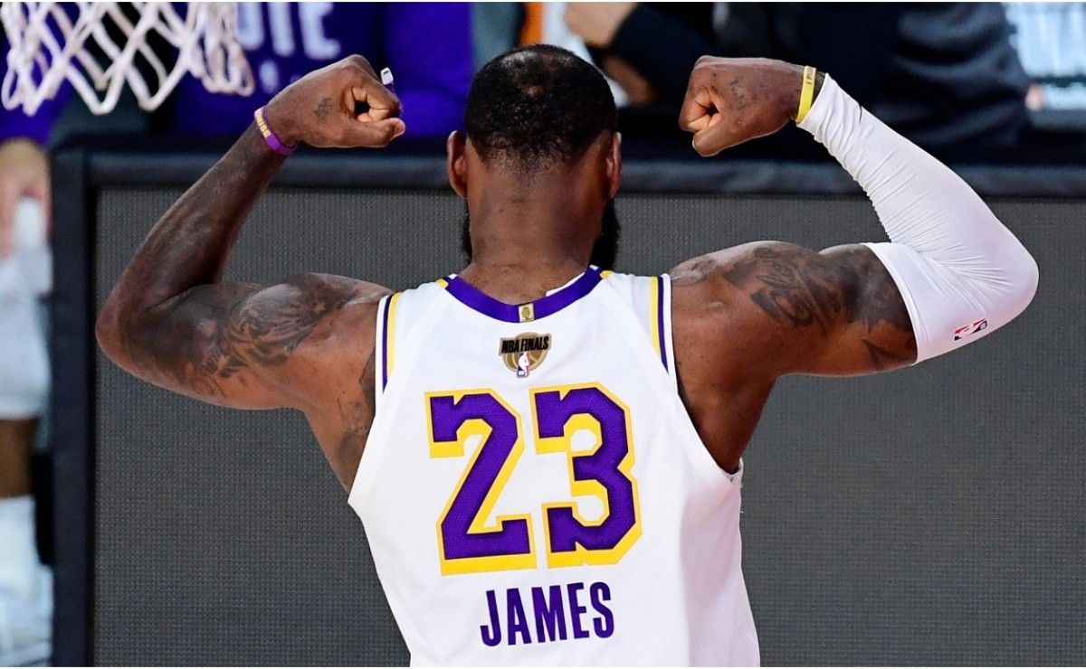 Angry LeBron James warns the NBA after controversial poll - Bolavip US