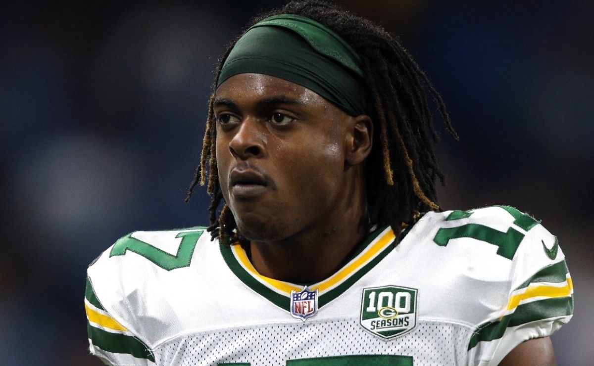 NFL News: Davante Adams clears the air on Derek Carr being a Hall of ...