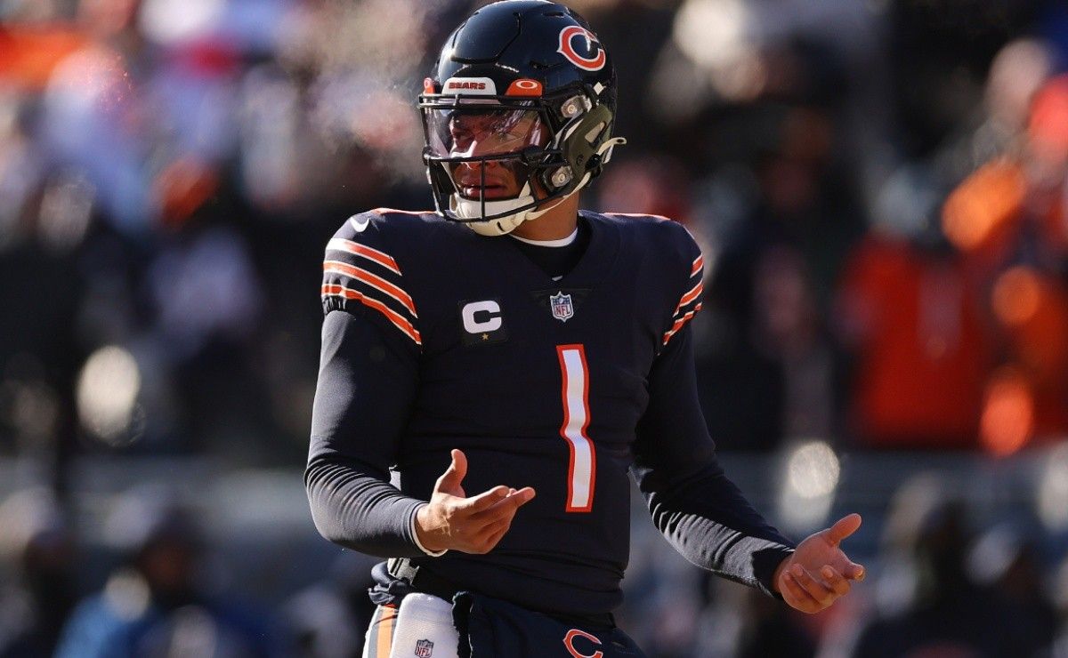 NFL News: Can Bears QB Justin Fields break Lamar Jackson’s rushing ...