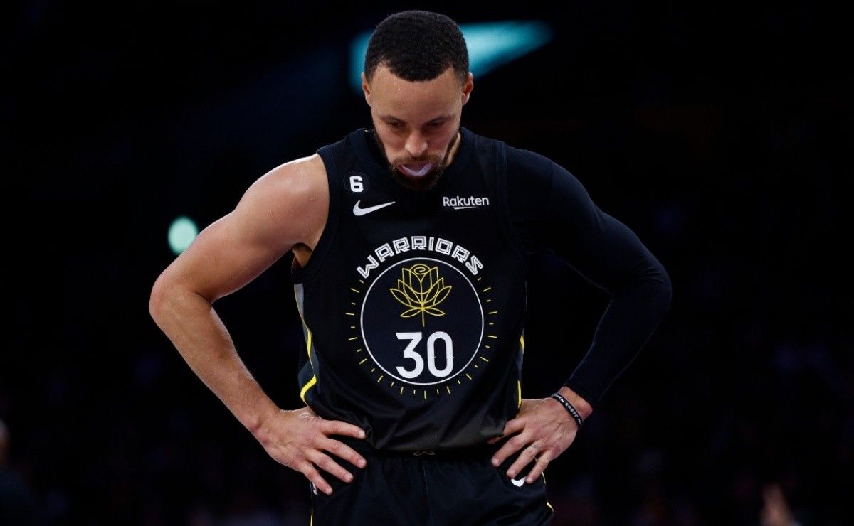 Angry Steph Curry knows why the Warriors have struggled this season ...