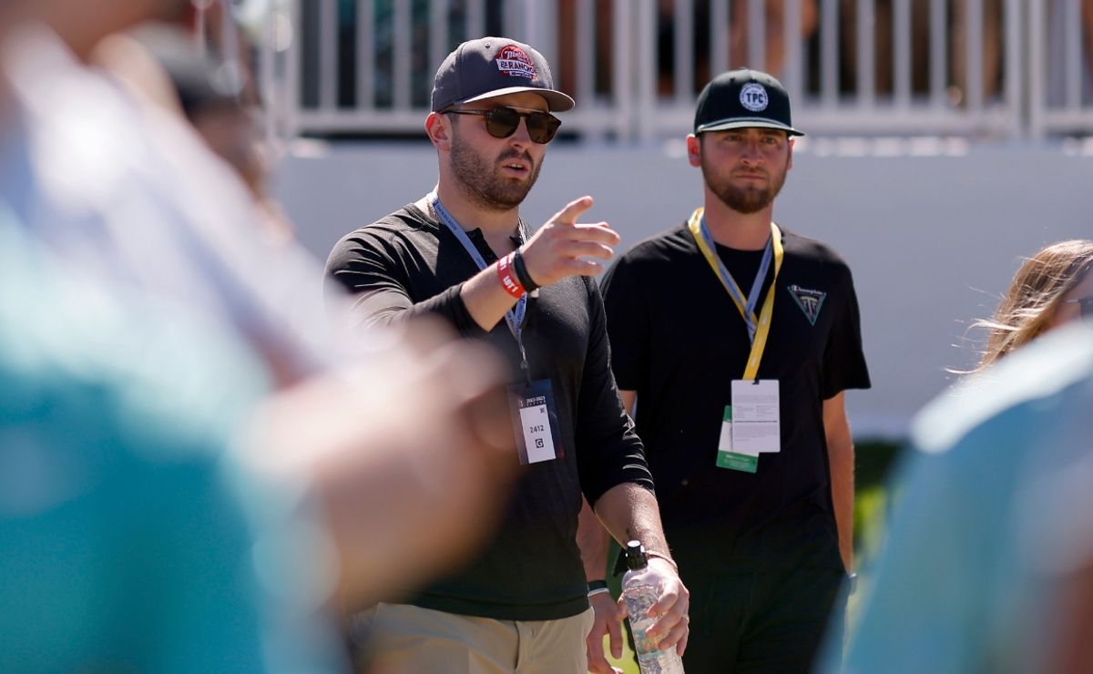 Baker Mayfield or Kyle Trask? Rob Gronkowski predicts who will take ...