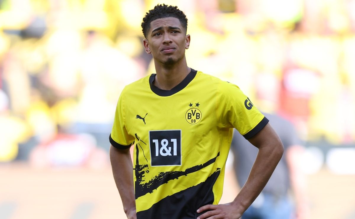 Borussia Dortmund lose Bundesliga title to Bayern after epic downfall ...