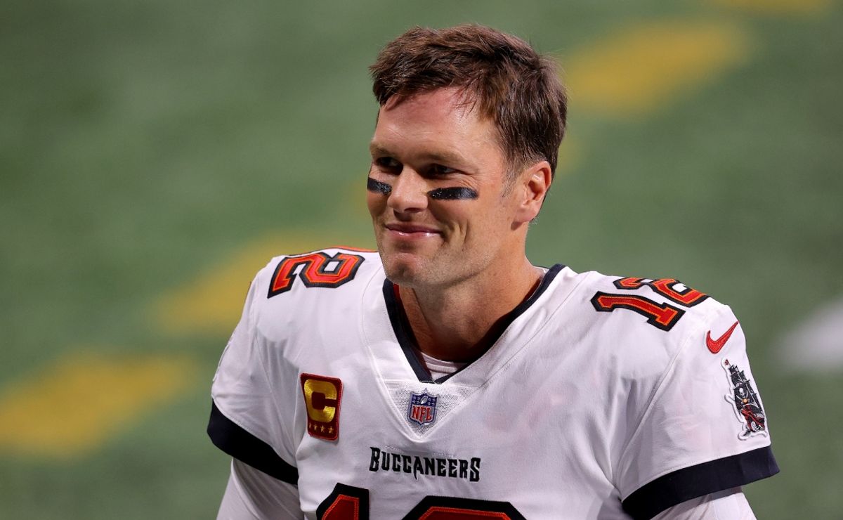 Tom Brady's incredible gesture for Novak Djokovic in Roland Garros 2023 ...