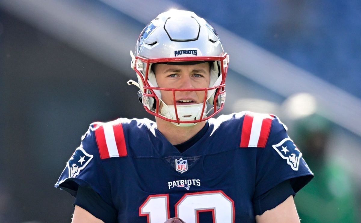 NFL Rumors: Mac Jones sends subtle message to Patriots coach Bill ...