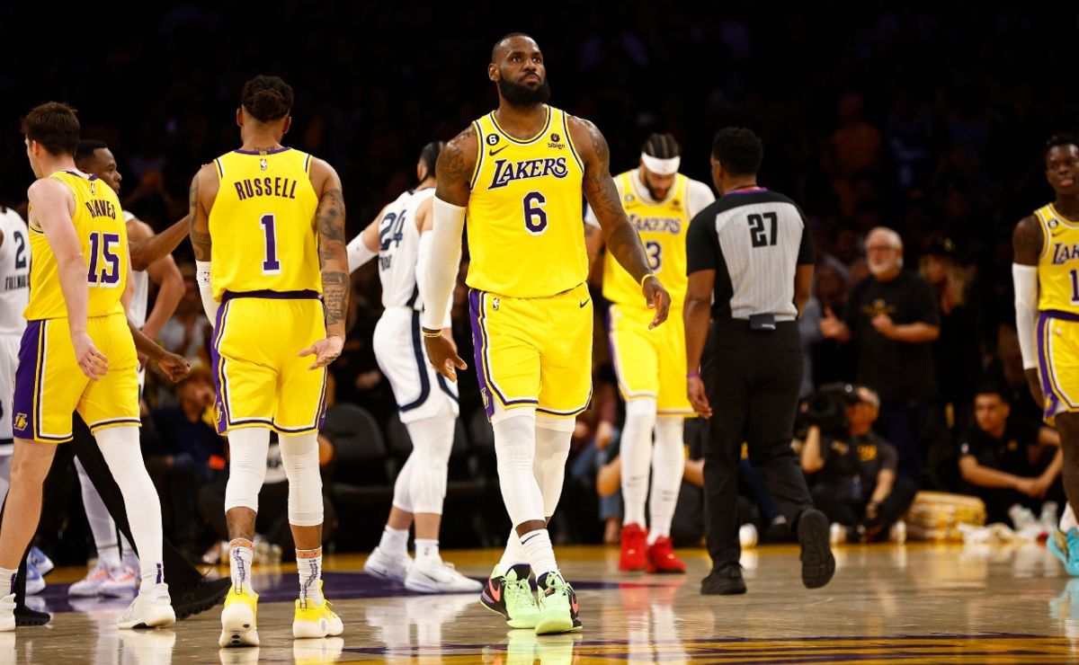 Rockets are ready to steal a Lakers star away from LeBron James ...