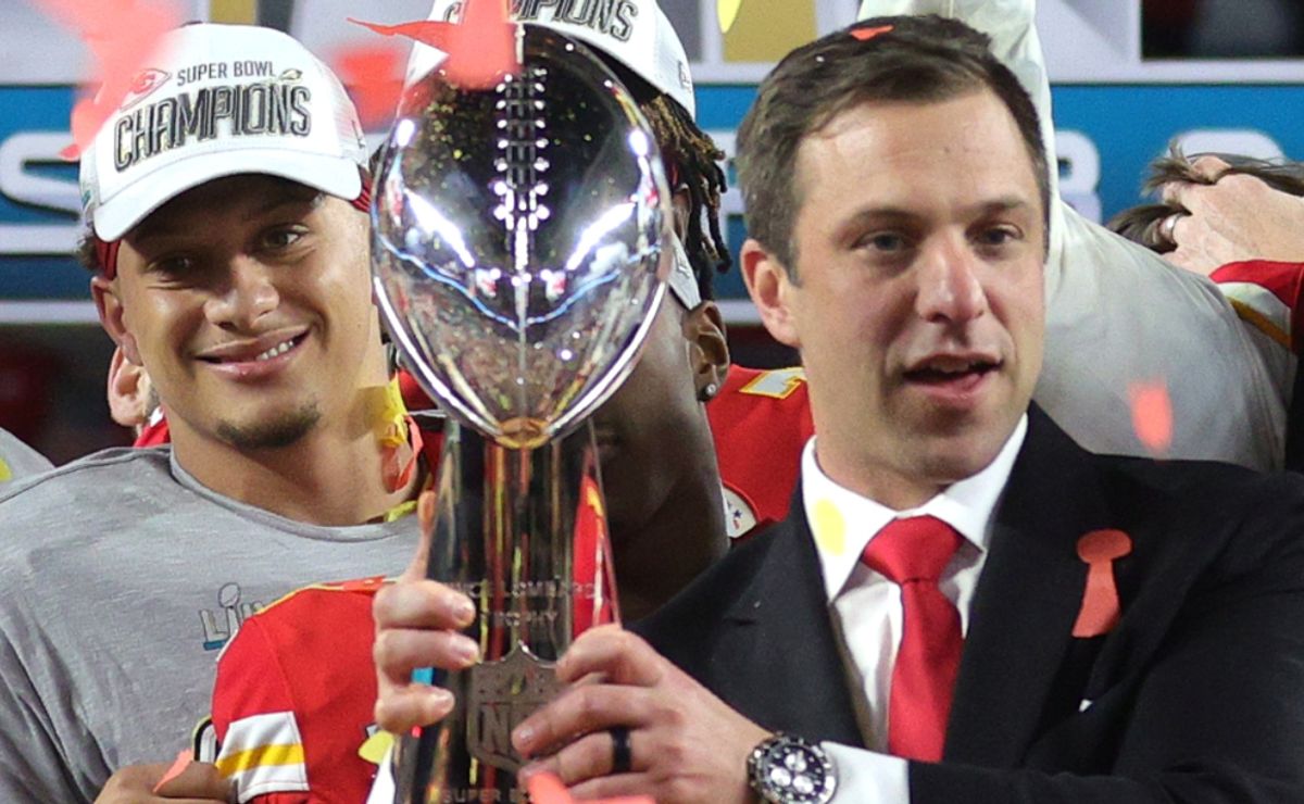 Chiefs’ Brett Veach shares update on Chris Jones’ contract extension ...