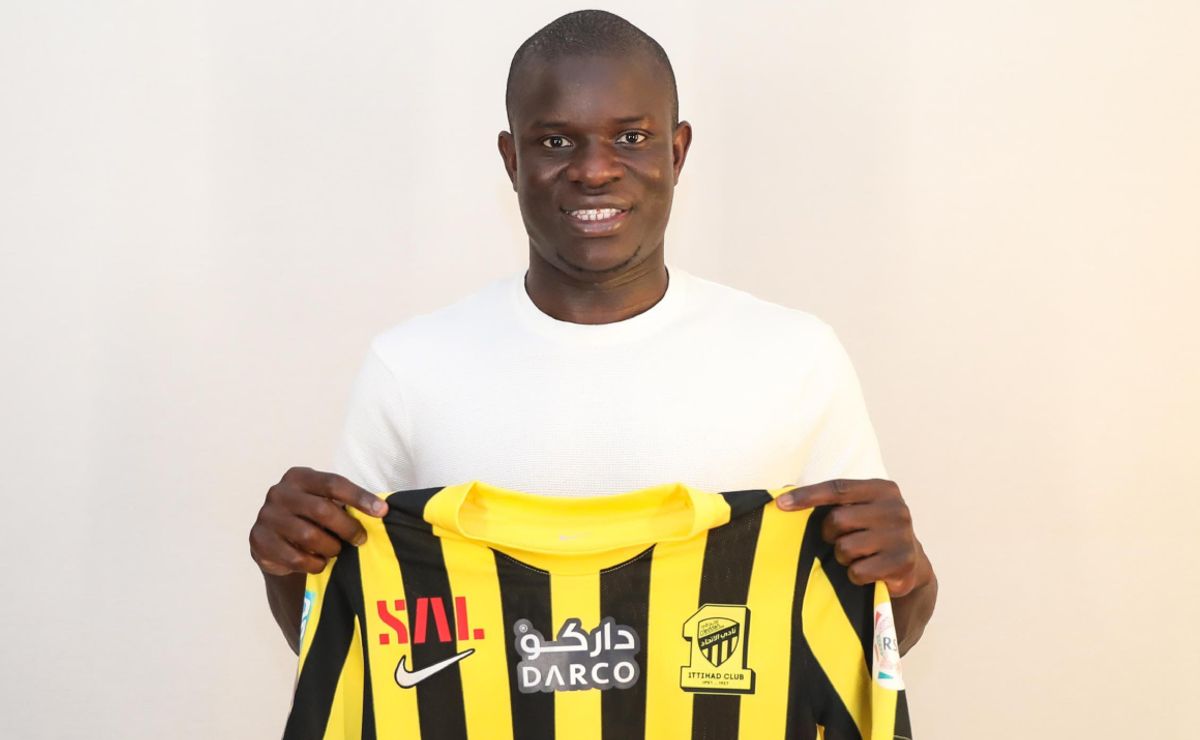 N'Golo Kante's salary at Al-Ittihad: How much he makes per minute, hour ...