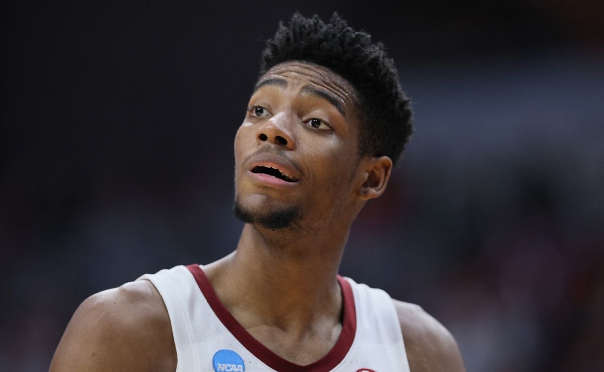 Potential Hornets pick Brandon Miller takes a big shot at Michael ...