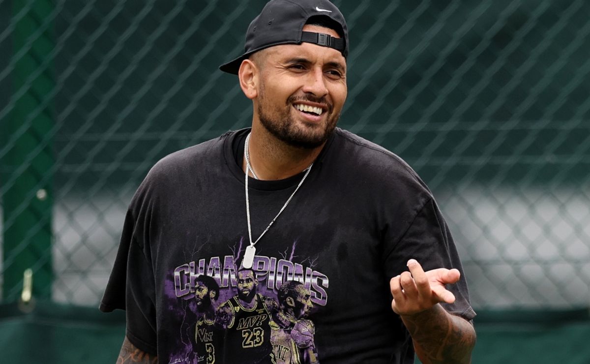 Nick Kyrgios fires back at critics in his return from injury to ...