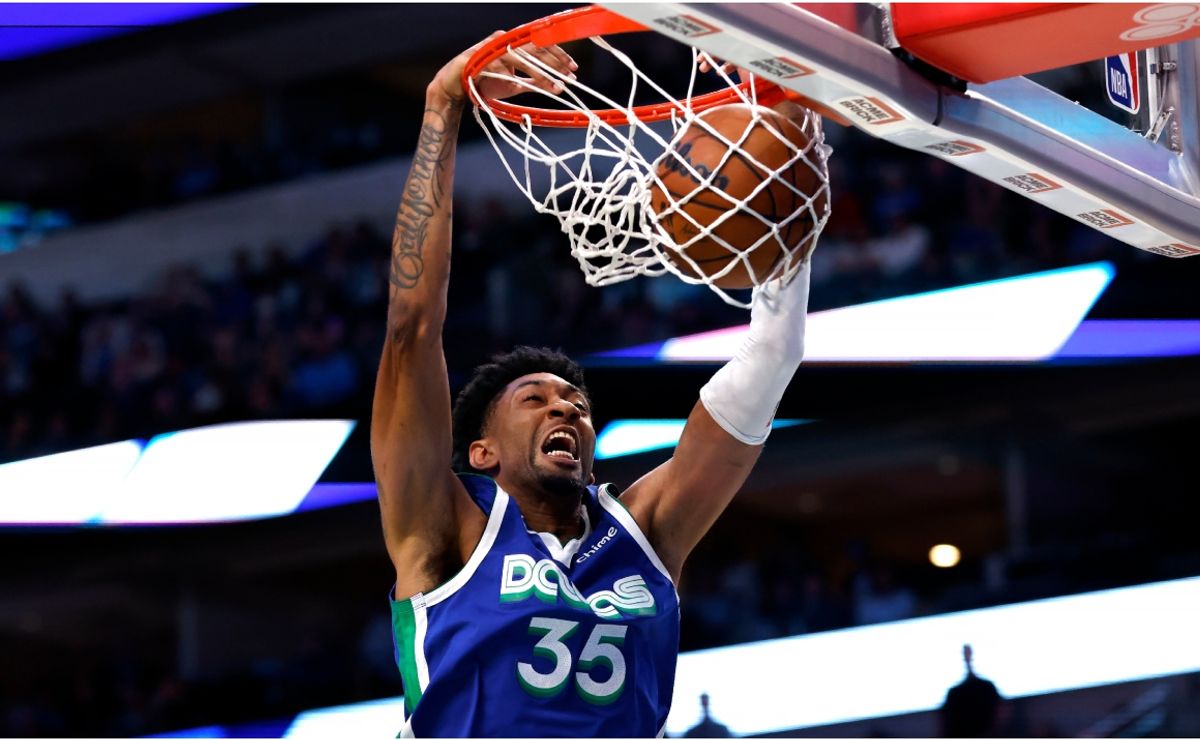 Two teams stand in the way of the Lakers getting Christian Wood ...