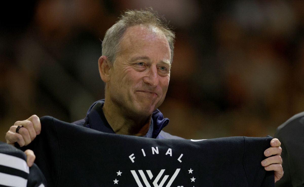 Josh Harris' net worth: How much money does the new Commanders owner ...