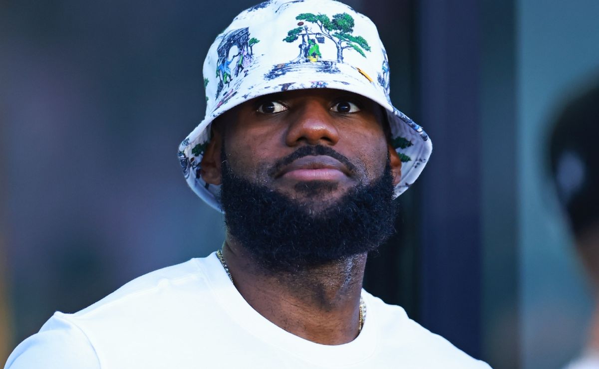 Lakers star LeBron James reacts to Lionel Messi's epic debut with Inter ...