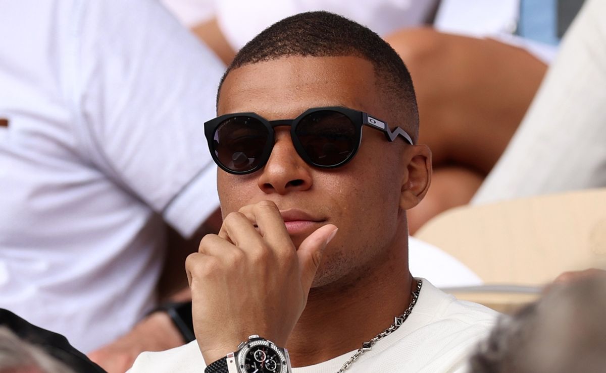 Report: Kylian Mbappe turns down Al-Hilal, another PSG star joins the ...