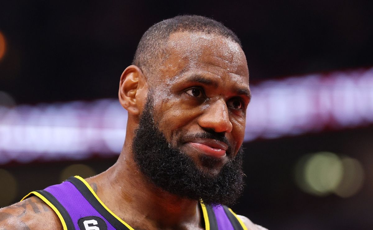 LeBron James sends emotional message after Bronny James' cardiac arrest - Bolavip US