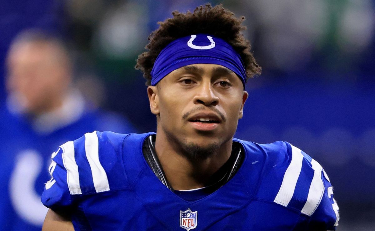 Jonathan Taylor receives bad news from Colts amid trade controversy ...