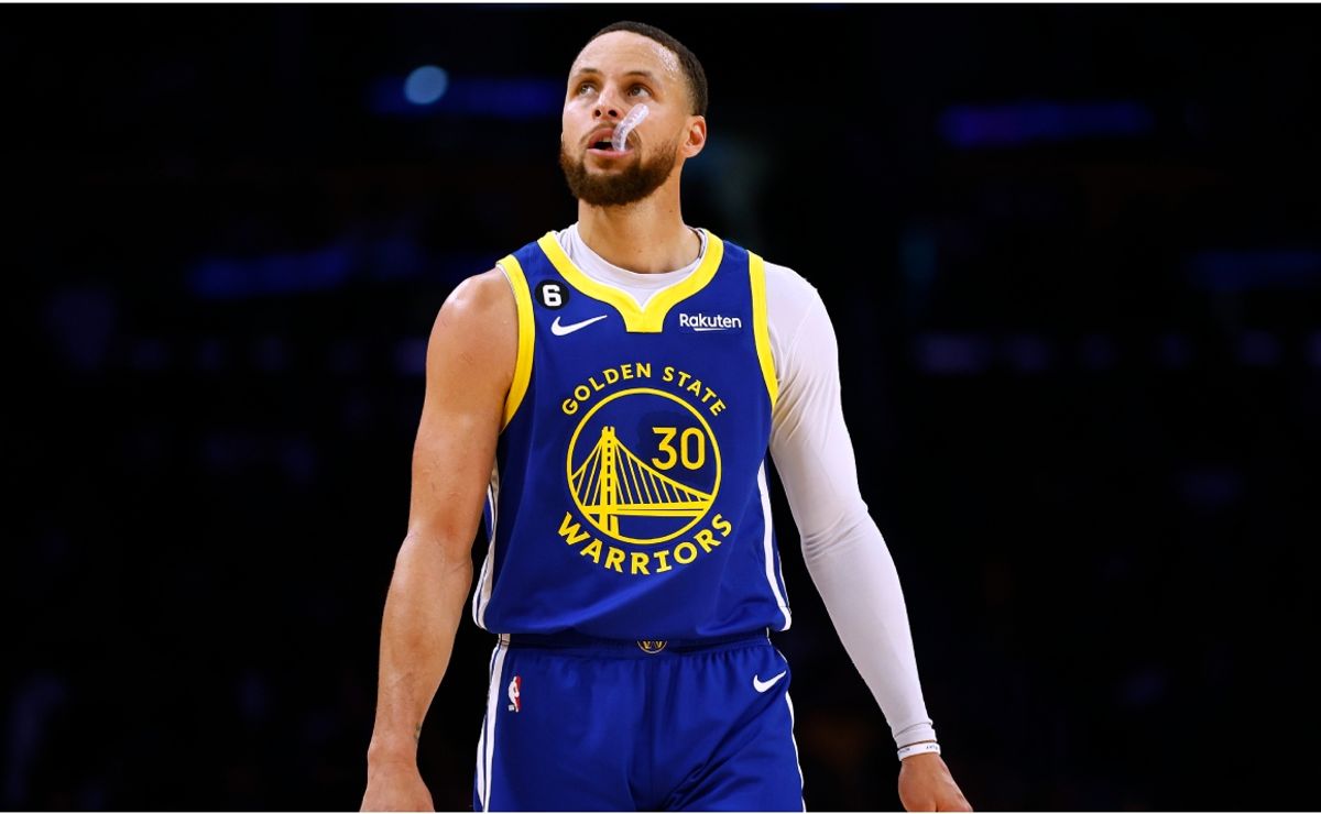 Stephen Curry accidentally reveals head-scratching reason behind early ...