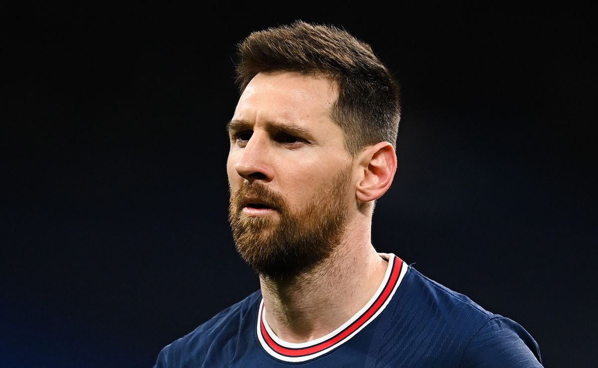 PSG strike back at Lionel Messi: The reason why he wasn't 'recognized ...