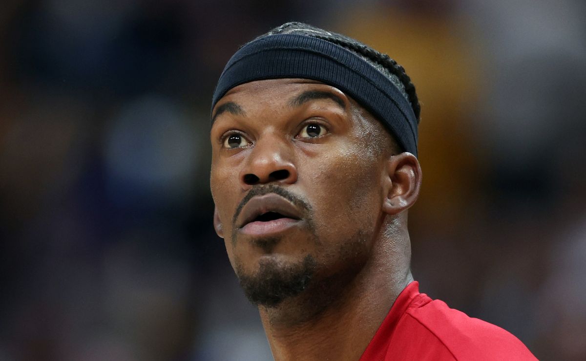 Jimmy Butler's incredible reaction after Damian Lillard was traded to ...