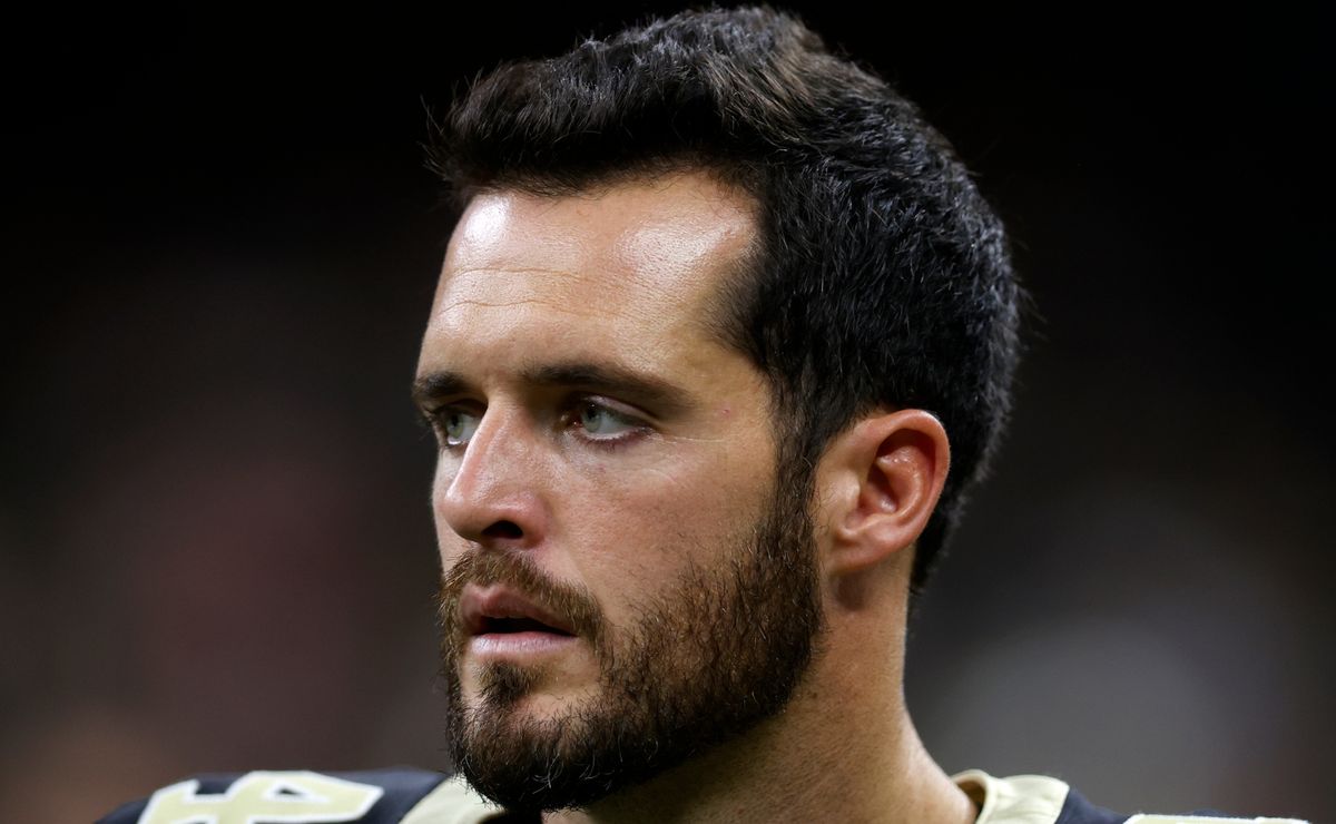 Derek Carr had an amazing reaction after Josh McDaniels was fired by ...