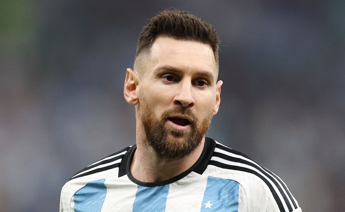 Lionel Messi gets real on rivalry with Cristiano Ronaldo after winning ...