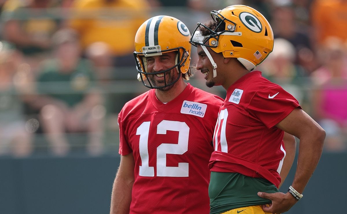 NFL News: Aaron Rodgers praises Packers QB Jordan Love, but there's a ...