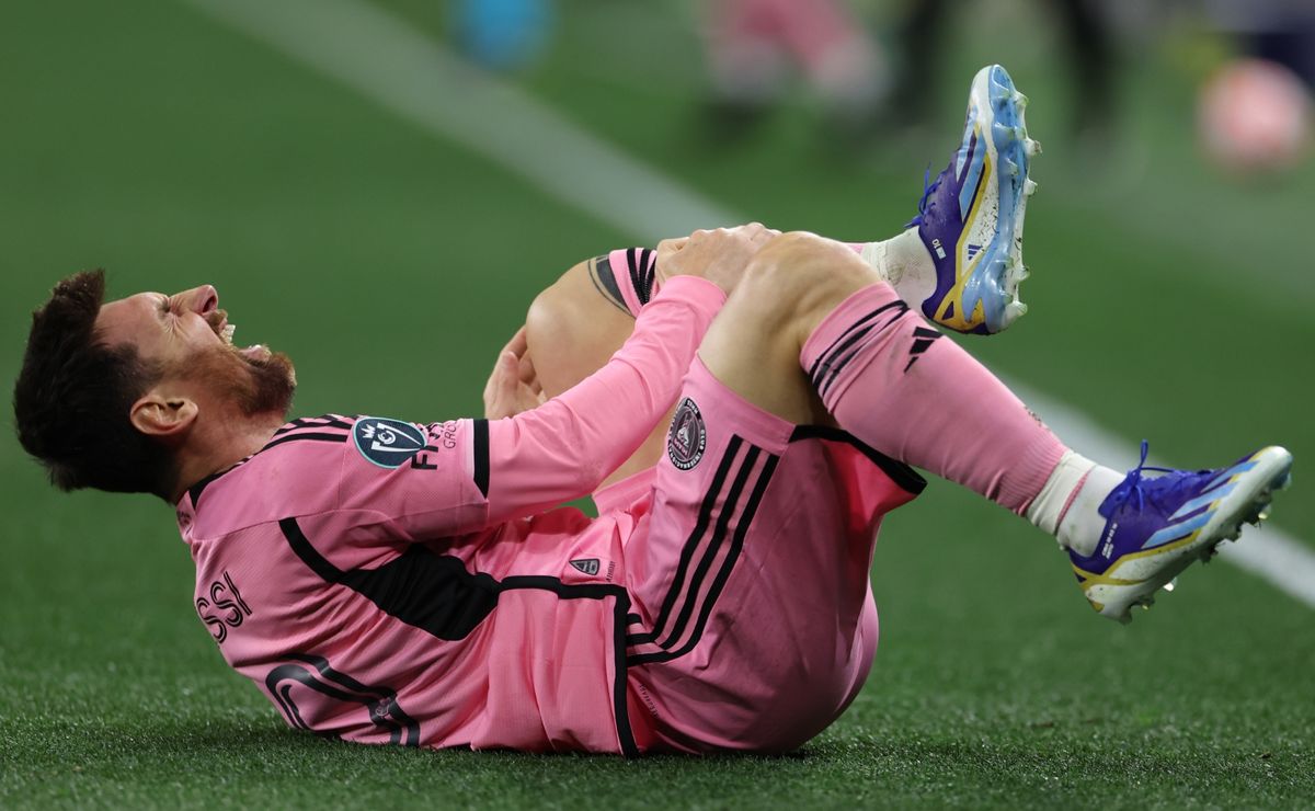 Video: Lionel Messi suffers horrible foul from Nashville player ...