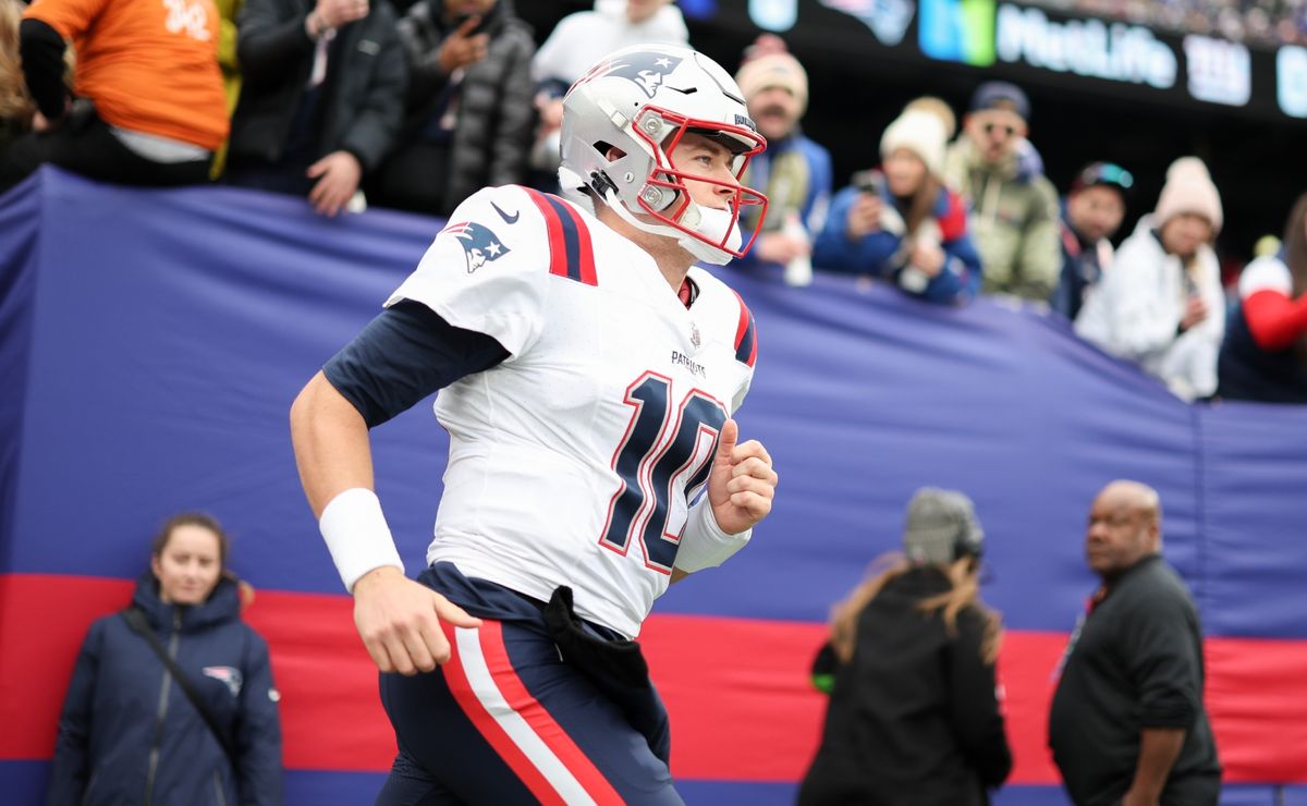 Patriots: Mac Jones gets cold send-off after Jaguars trade - Bolavip US