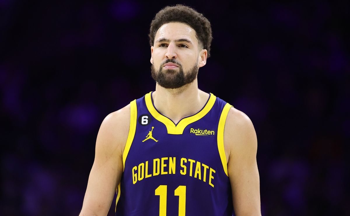 Klay Thompson playing for Warriors in 2024-25 NBA season depends on one ...