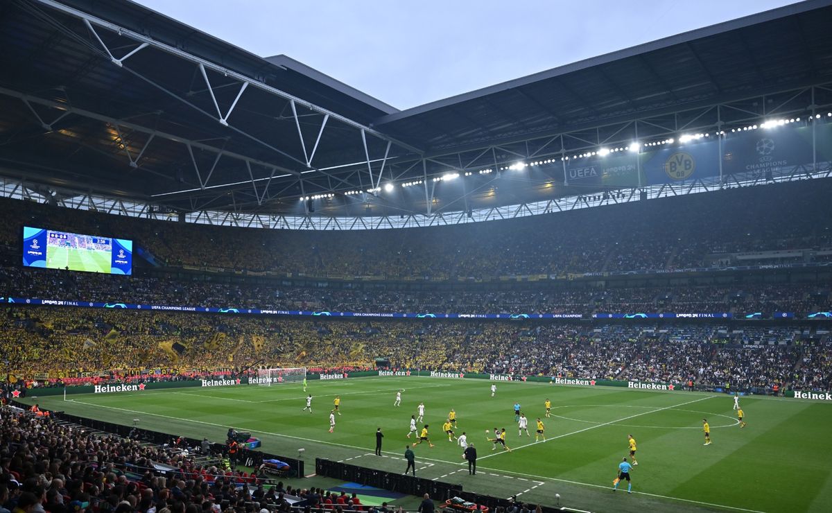 What teams play at Wembley Stadium? - Bolavip US