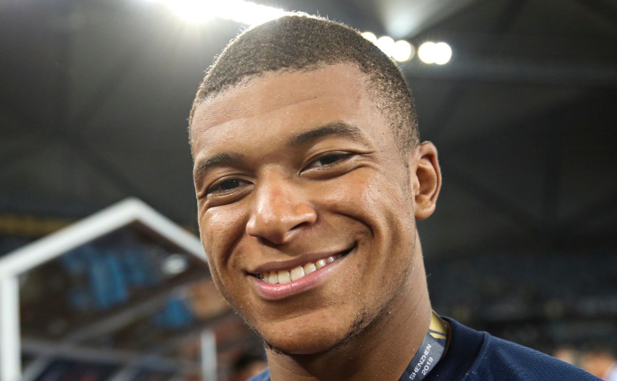 The impressive mansion Kylian Mbappe bought after signing with Real ...