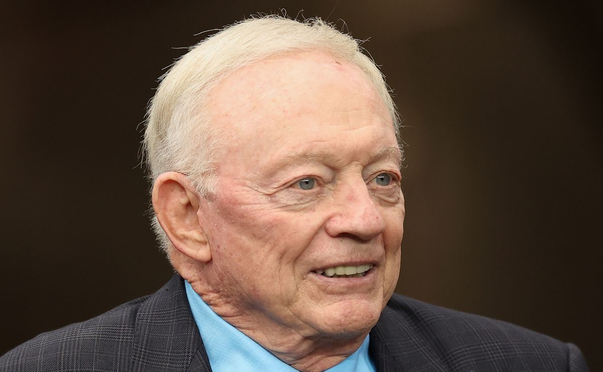 Jerry Jones explains big reason why Dallas Cowboys didn't sign Derrick ...