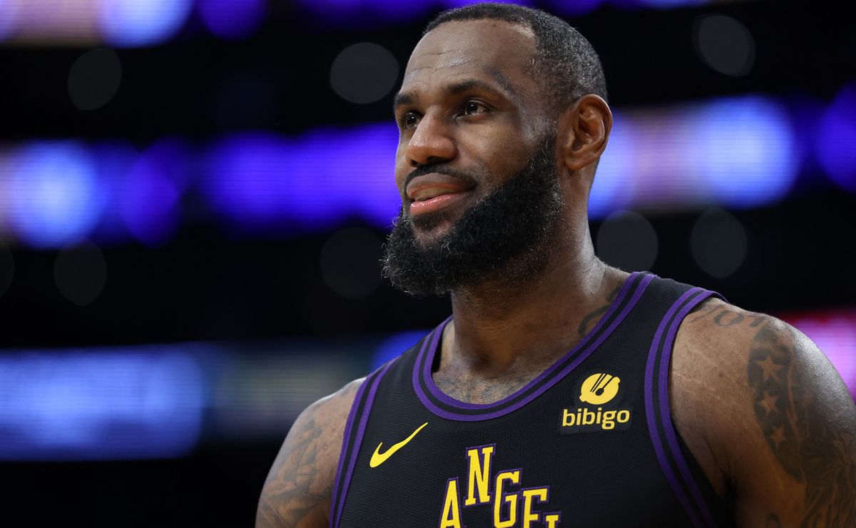 NFL News: LeBron James reacts surprisingly to Bills QB Josh Allen's ...