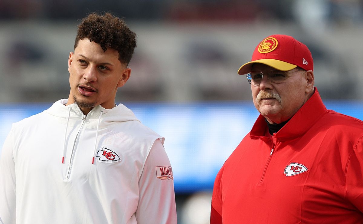 Andy Reid, Patrick Mahomes send clear message to Kareem Hunt, Chiefs RBs after Isiah Pacheco's ...