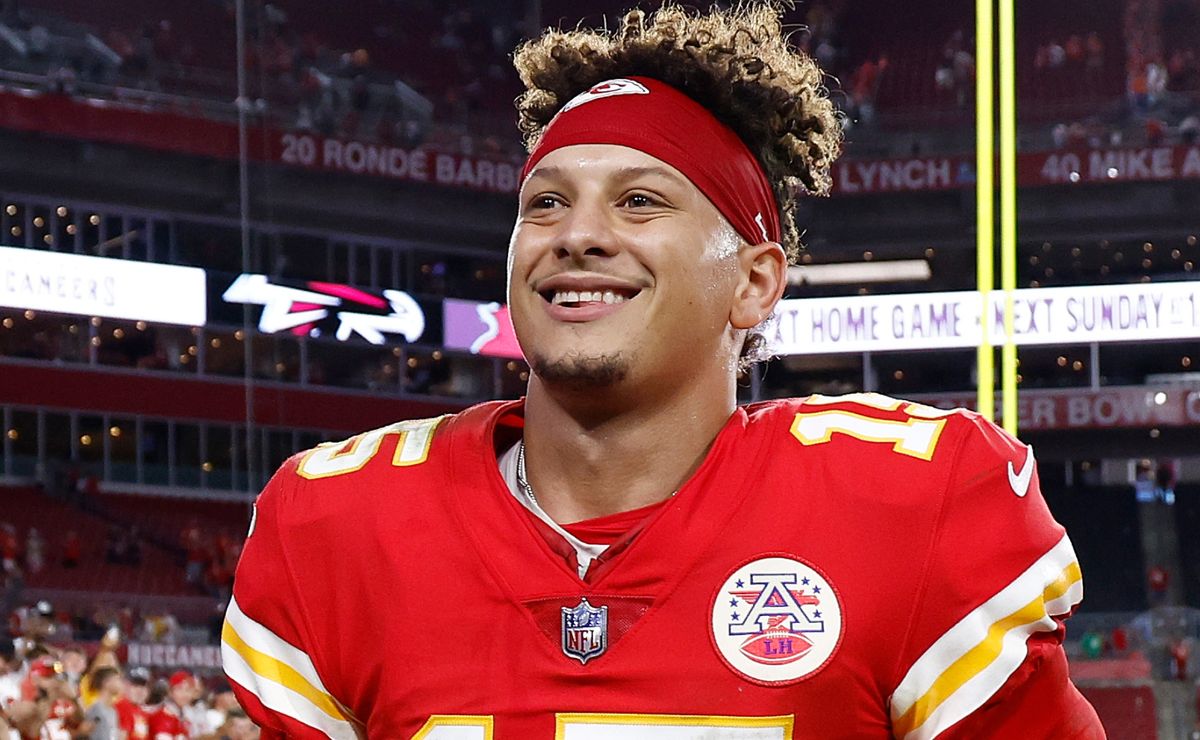 MLB News: Patrick Mahomes sends strong warning to Yankees legend Derek ...