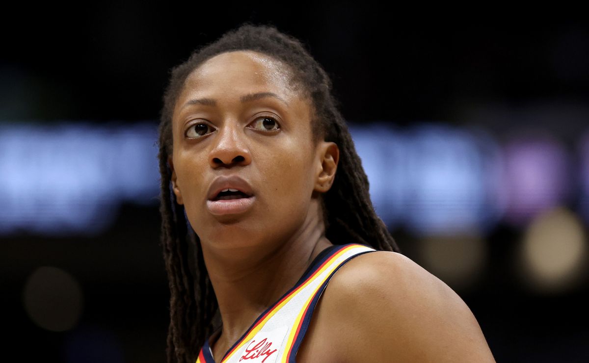 WNBA: Fever guard Kelsey Mitchell shares heartfelt message to Caitlin Clark as free agency looms ...