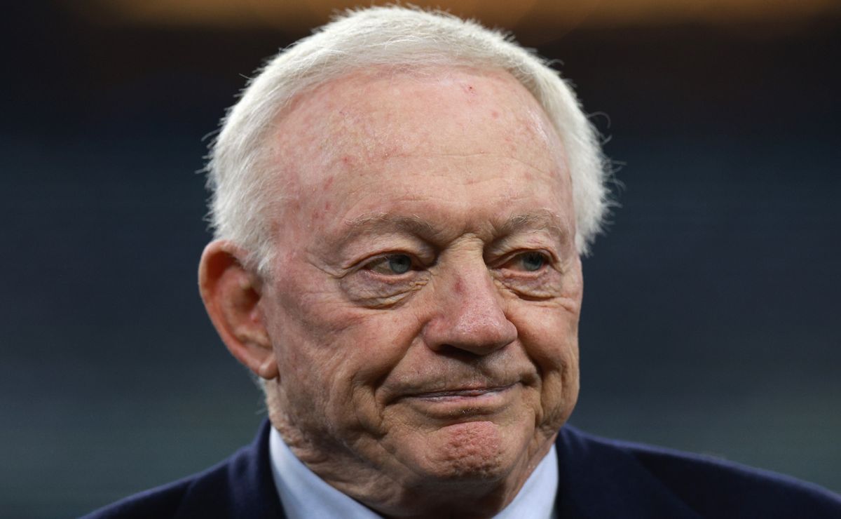 NFL imposes fine on Jerry Jones' Cowboys player for controversial ...