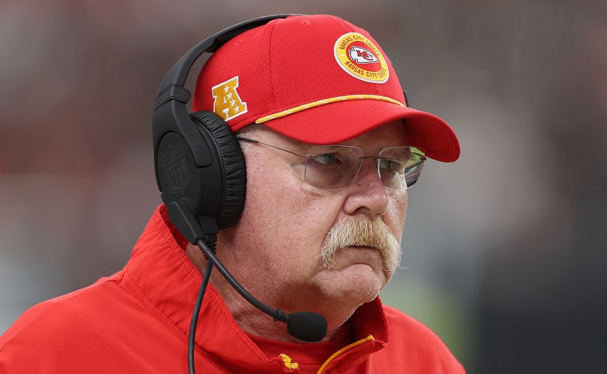 Andy Reid sends strong warning to Patrick Mahomes and Chiefs before game against Panthers ...