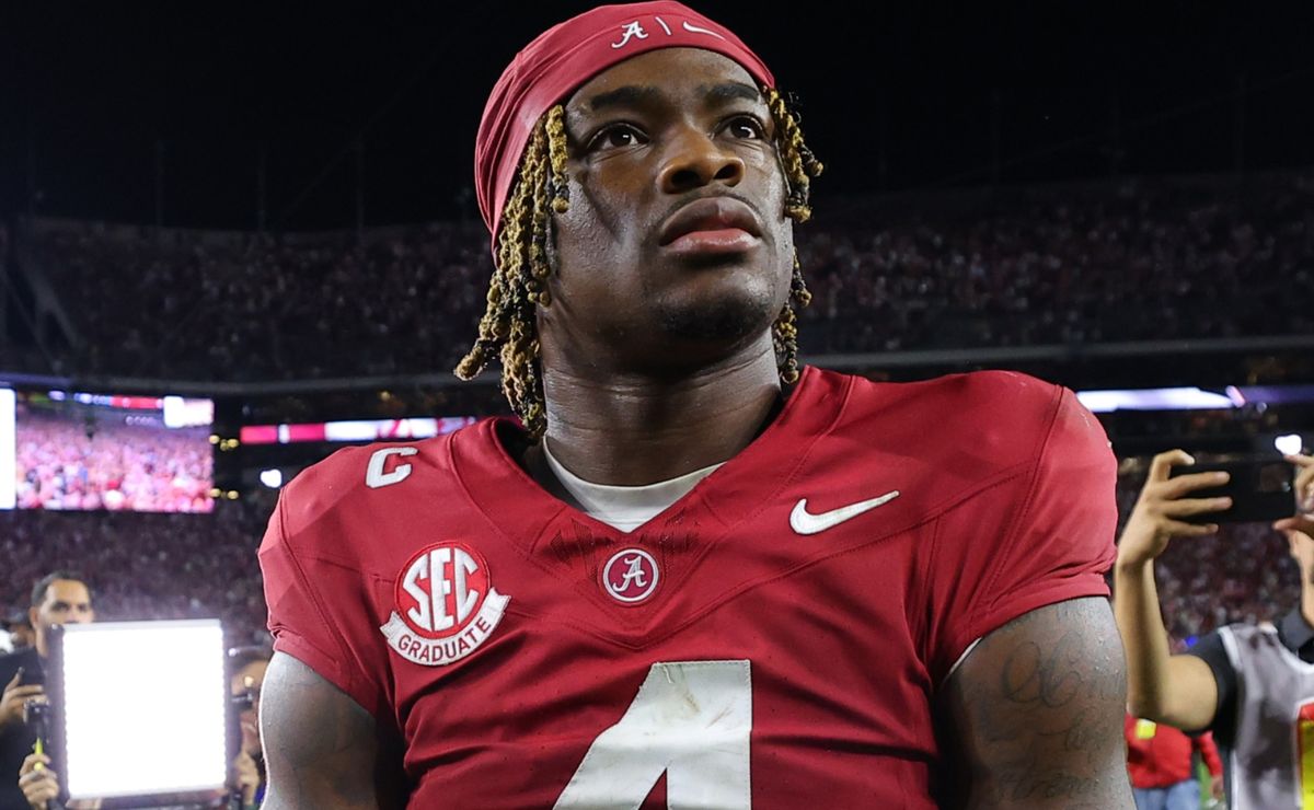 Oklahoma HC Brent Venables explains the key to stopping Jalen Milroe ...